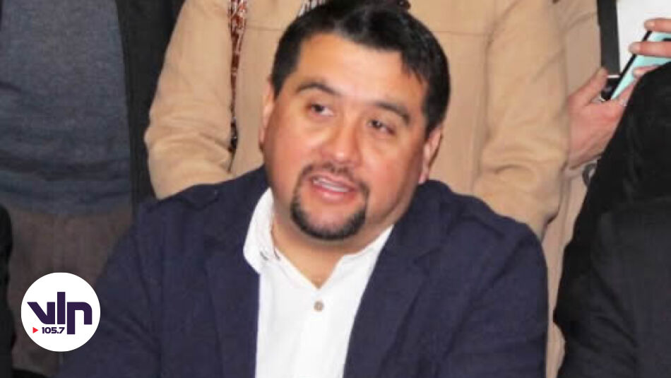 Jorge Céspedes oficializa su candidatura a diputado | Actualidad | VLN Radio