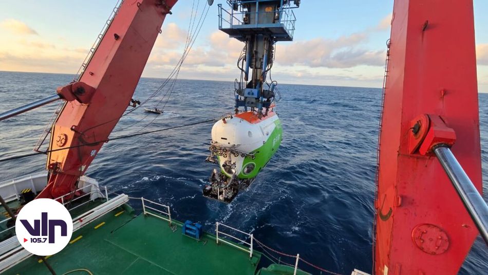 Académico chileno Daniel Melnick desciende a 7.938 metros en la Fosa de ...